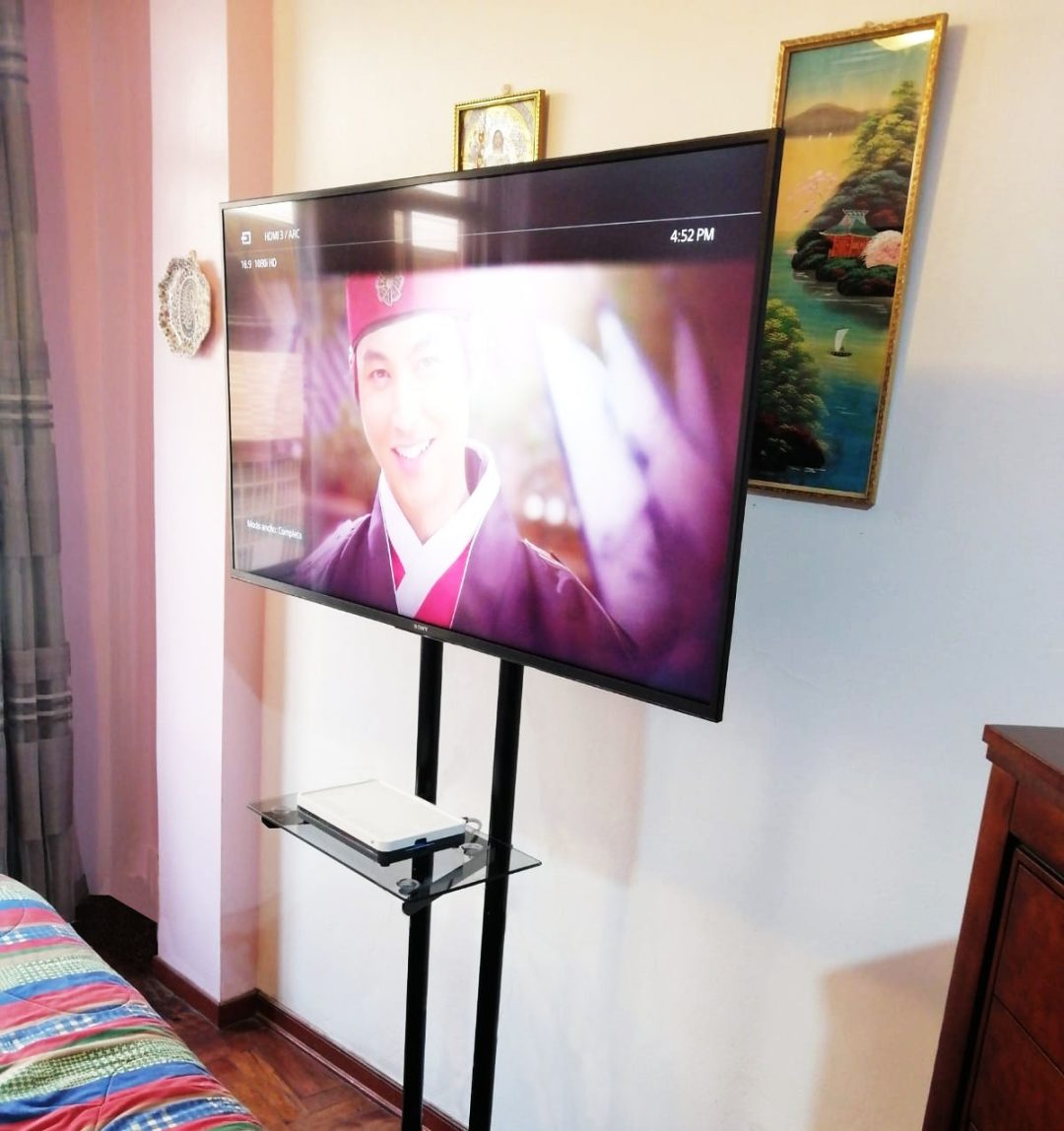 Rack pedestal Clásico 32"a 65" - FIRST RACKS TV